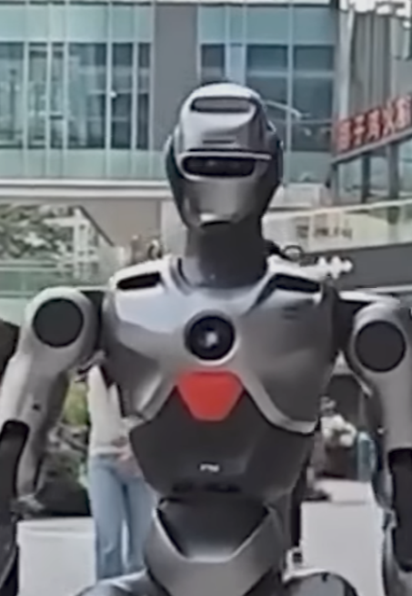 EngineAI SE01: Specs, Shockingly Realistic Walk, and the New Race for ...